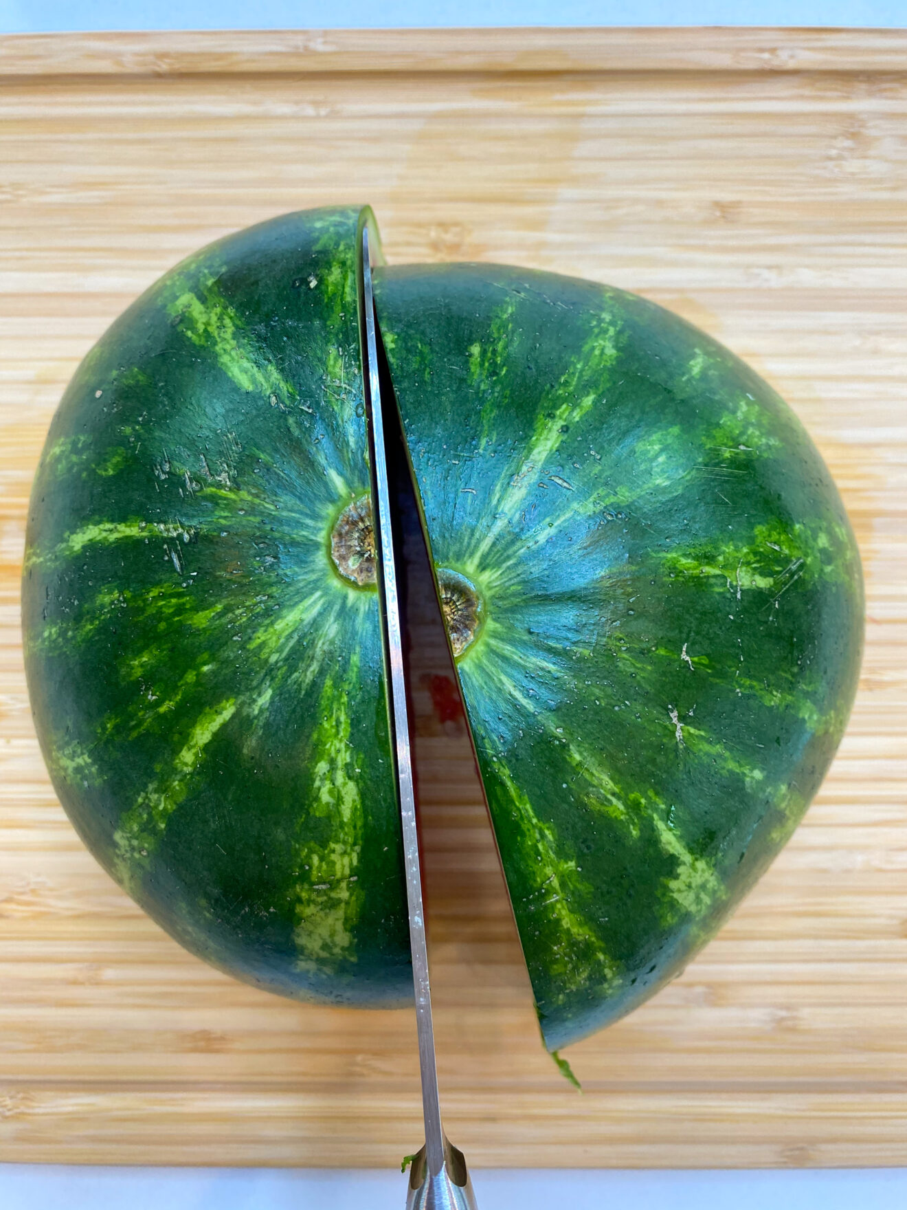 How to Cut a Watermelon (Into Cubes & Slices) - Tastefully Grace